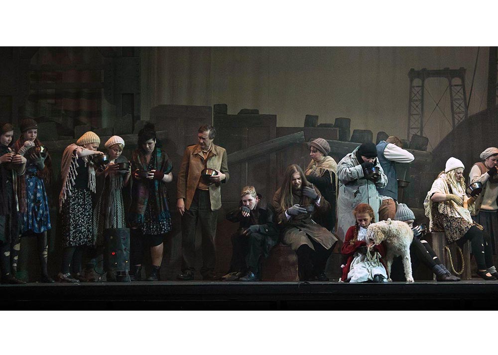 Annie Costume Hire – Full Show Packages for Schools & Theatre